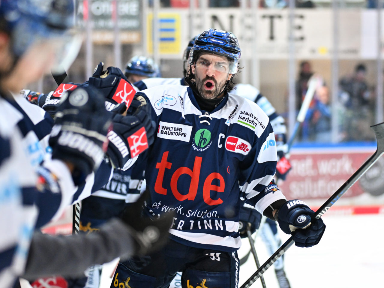 Hochverdienter Start-Ziel-Sieg gegen Frankfurt | Iserlohn Roosters Hochverdienter Start-Ziel-Sieg gegen Frankfurt | Iserlohn Roosters